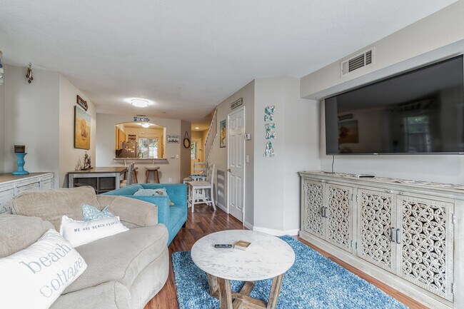 4692 Carpinteria Ave Unit 25 Condo For Rent in Carpinteria, CA ...