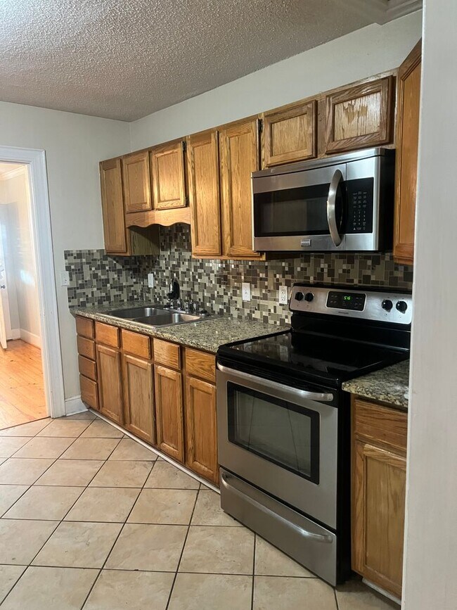 Three Bedroom Two Bath House for Rent in F... - House Rental in ...