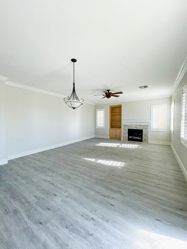 RHODES RANCH HOME WITH A GOLF COURSE VIEW ... - House Rental in Las ...