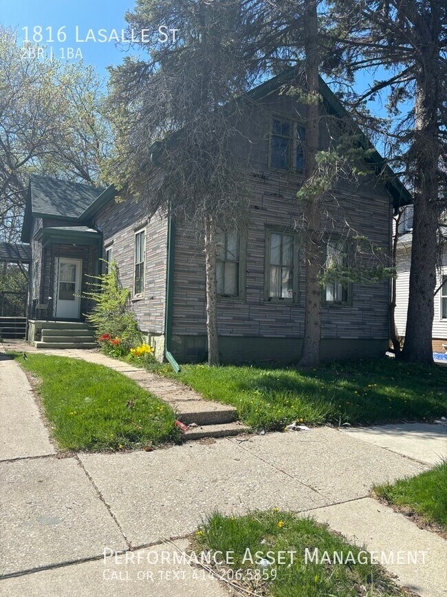 Newly Remodeled 2 Bed 1 Bath Lower House - House Rental in Racine, WI ... Newly Remodeled 2 Bed 1 Bath Lower House - House Rental in Racine, WI ...