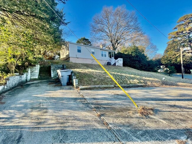 This 3 bedroom 1 bath home is located off Freedom Dr Off-Campus Housing ...