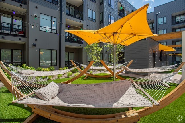 Chroma Apartments - Saint Louis, MO | ForRent.com