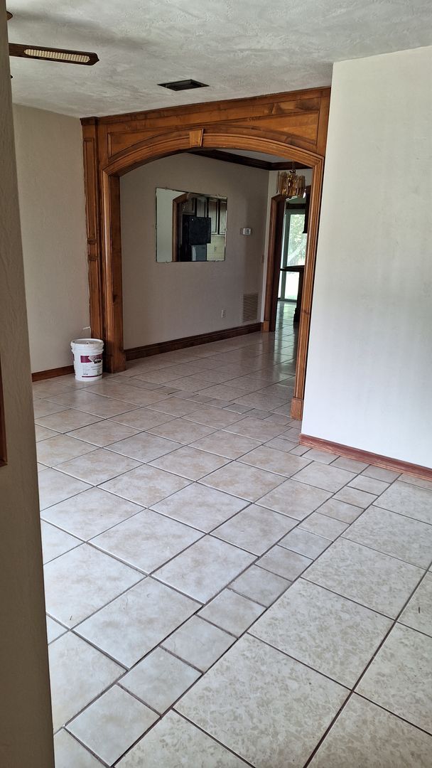 3 Bedroom 2 Bath 2 car garage home for rent - House Rental in Deltona ...