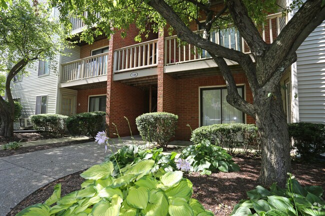 Limestone Square/Medical Villas Apartments | Lexington Off-Campus ...