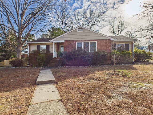 6955 Navaho Rd Off-Campus Housing, Richmond, VA