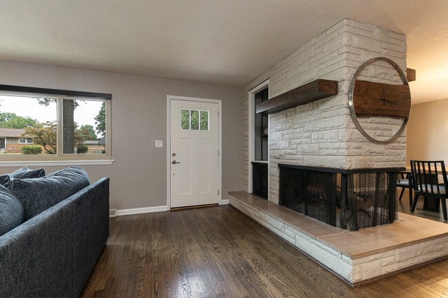 1936 E Greenwood St Off-Campus Housing, Springfield, MO