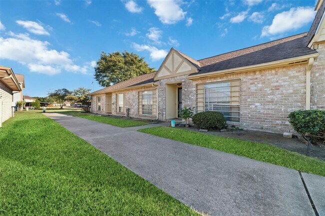 7229 Cook Rd - House Rental in Houston, TX | ForRent.com