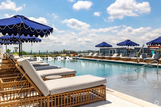 Solomon Apartments - Austin, TX | ForRent.com