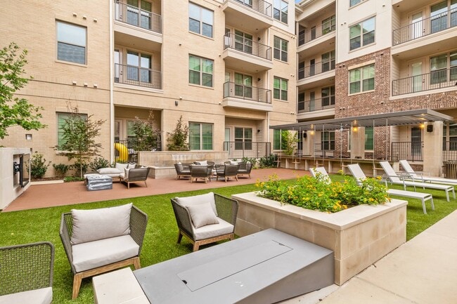 Addison Grove Apartments - Addison, TX | ForRent.com