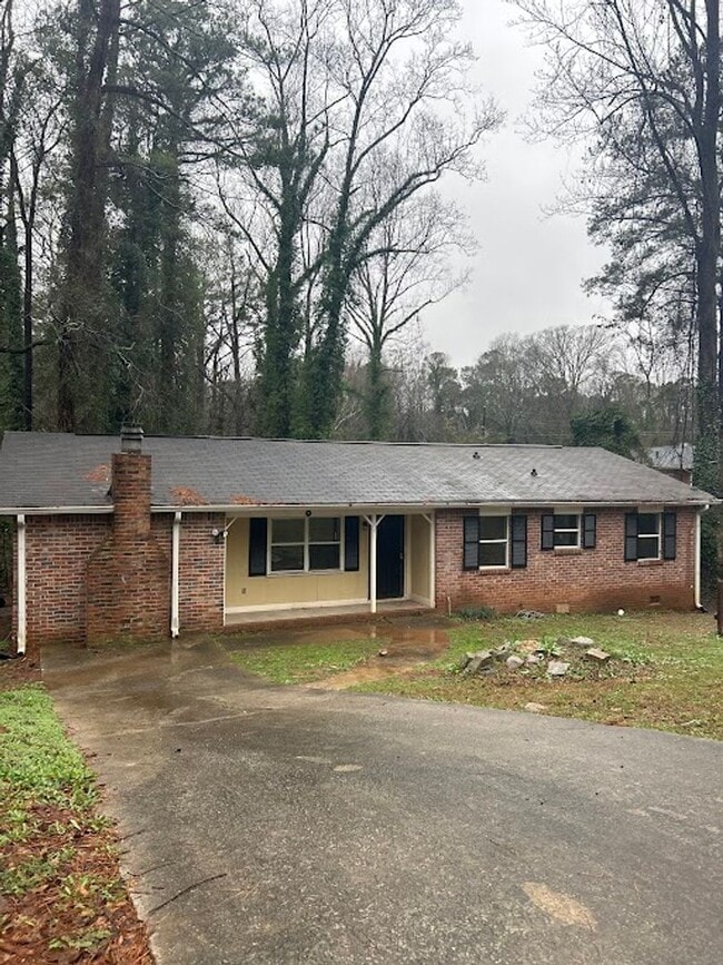 4 bed and 1.5 bath in Decatur! House - House Rental in Decatur, GA ...