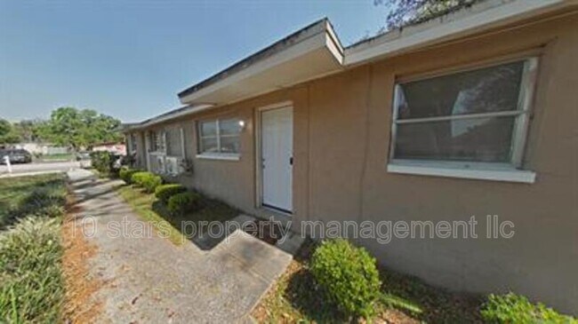 9411 Grandfield Rd Condo - Condo for Rent in Thonotosassa, FL | ForRent.com