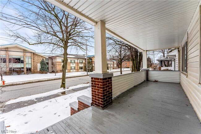 18620 Neff Rd - House for Rent in Cleveland, OH | ForRent.com