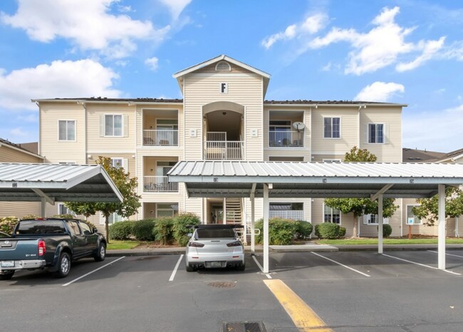 Act Fast! Rent Lowered to 1600.00!!! Quiet... Unit 342 - Condo for Rent ...