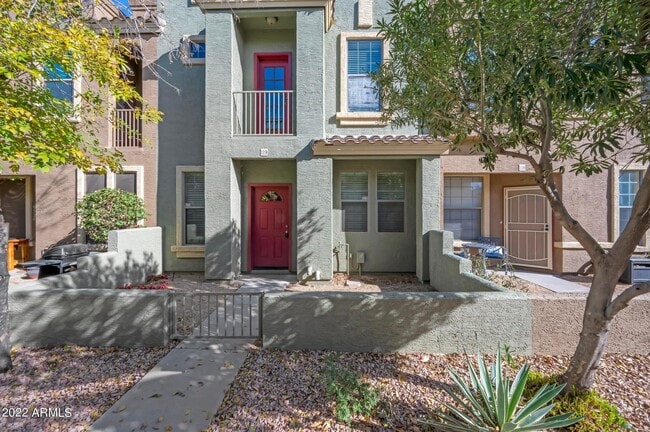 6710 E University Dr Off-Campus Housing, Mesa, AZ