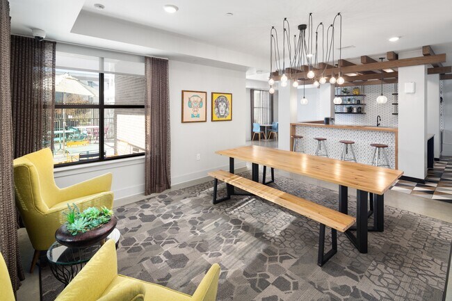 Emory University | Off-Campus Housing Search
