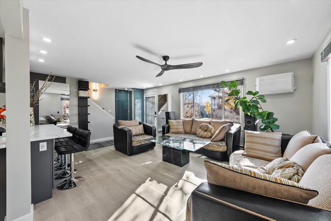 N20W5343 Pierce Ct Off-Campus Housing, Cedarburg, WI