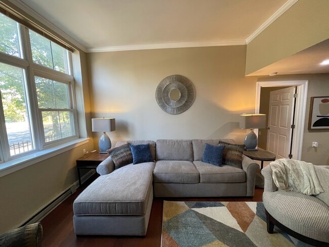 One Franklin Square Apartments - Syracuse, NY | ForRent.com