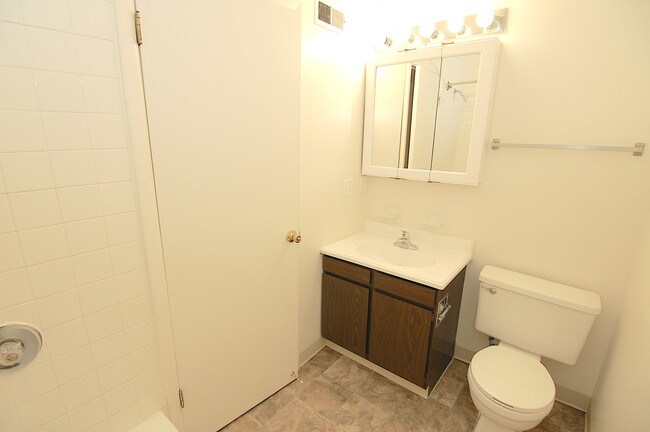 Abney Lake Apartments For Rent in Indianapolis, IN | ForRent.com