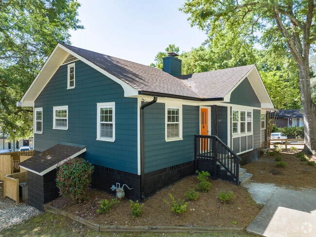 The Vue on Ross Apartments | Auburn University | Off-Campus Housing Search