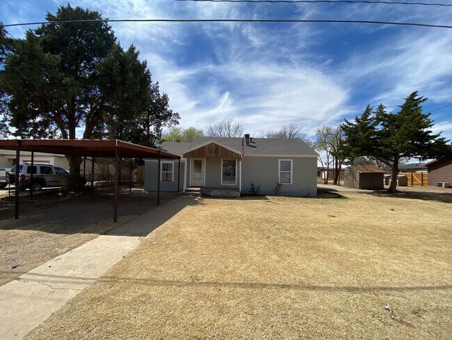 3 Bed 2 Bath in Shallowater!! - House Rental in Shallowater, TX ...