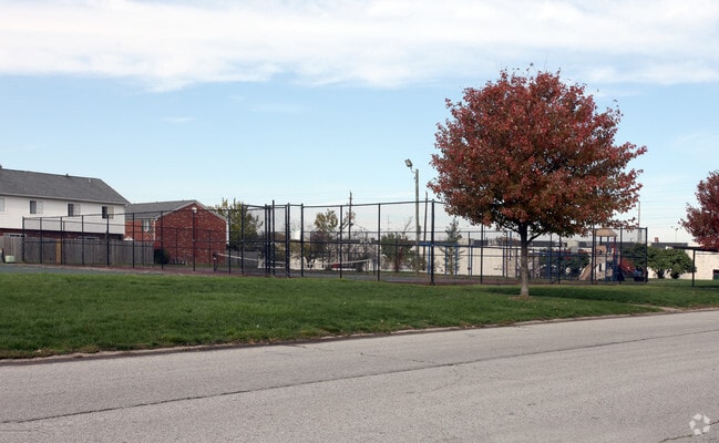 Berkley Commons Apartments - Indianapolis, IN | ForRent.com