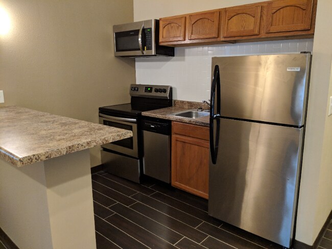 3304 W Andrew Johnson Hwy Condo Unit 7 - Condo for Rent in Morristown ...