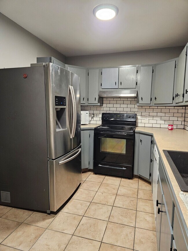 140 N Arlington St - House for Rent in Akron, OH | ForRent.com