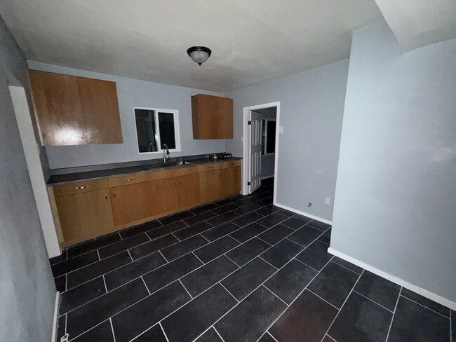 522 S Soto St - Los Angeles, CA | ForRent.com