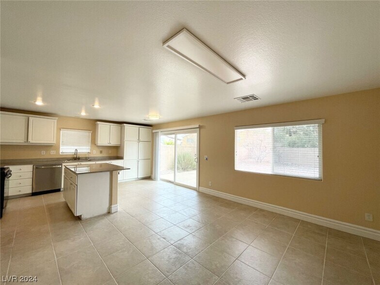 262 Broken Par Dr - House for Rent in Las Vegas, NV | ForRent.com