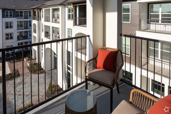 Velo Riverside Apartments - Dayton, KY | ForRent.com