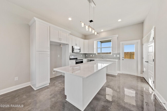 113 Firethorn Dr Off-Campus Housing, Youngsville, LA