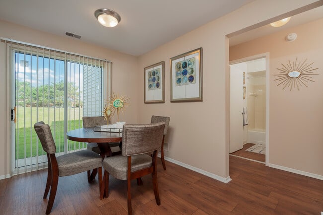 Clinton Place Apartments For Rent in Clinton Township, MI | ForRent.com