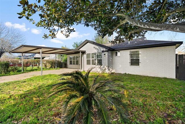 9337 Rosehaven Dr - House for Rent in Houston, TX | ForRent.com