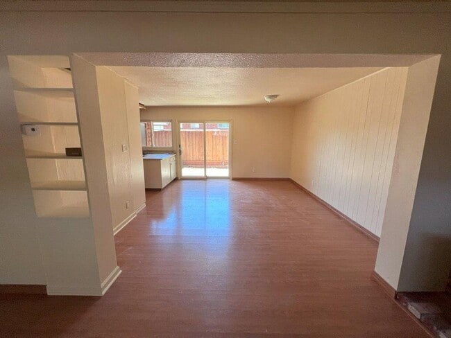 Nor Cal Realty, Inc - 3 bedroom 2.5 bath t... - House Rental in Castro ...