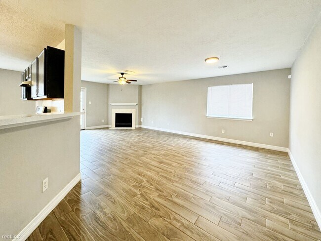 3 br, 2 bath House - 4610 Kings Ridge Rd - House Rental in Houston, TX ...