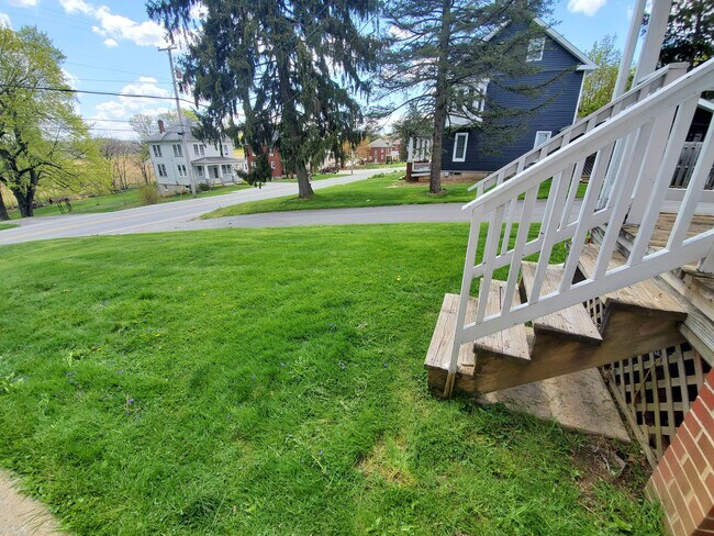 4751 E Prospect Rd - House Rental in York, PA | ForRent.com