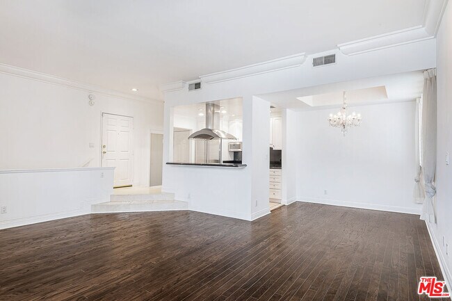 315 N Swall Dr Unit 303 - Condo for Rent in Beverly Hills, CA | ForRent.com