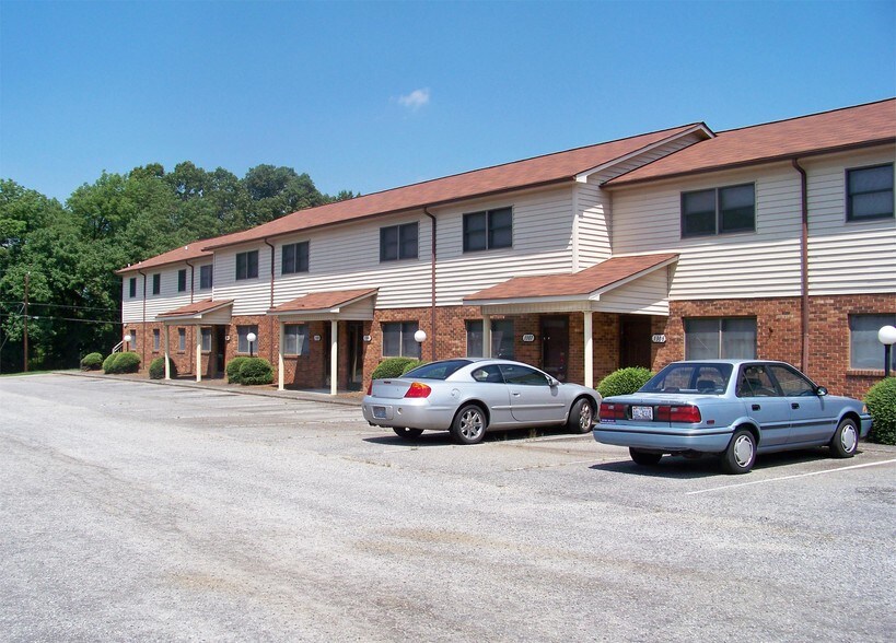 504 Old Timber Rd SE Unit 504 - Apartment for Rent | Winston-Salem, NC ...