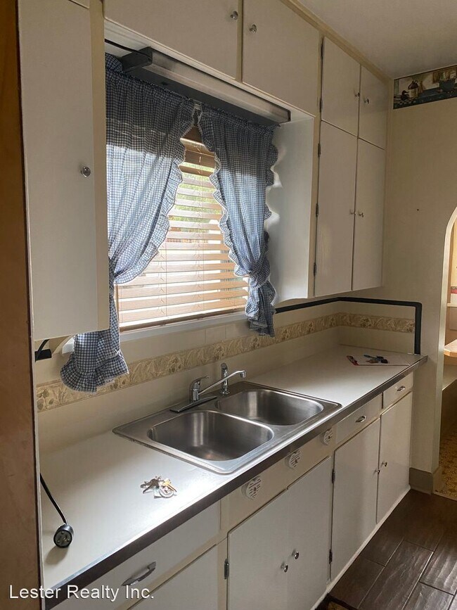 2 br, 1 bath House - 606 Fulton St. - House Rental in Klamath Falls, OR ...