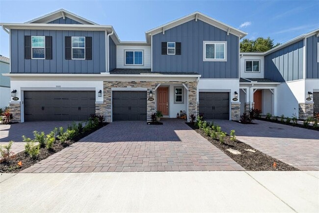 4200 Campsite Lp Off-Campus Housing, Orlando, FL