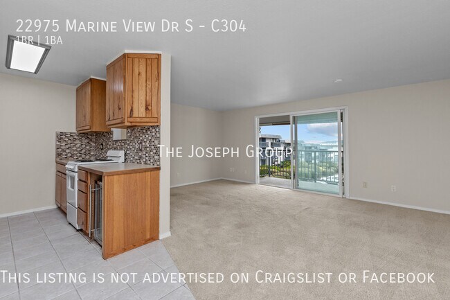 Des Moines 1 bed with view of Puget Sound Condo Unit C304 - Condo for ...