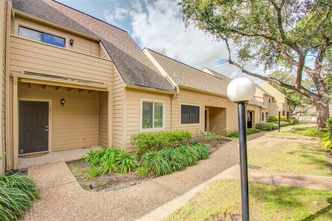 2313 Briarwest Blvd Condo For Rent in Houston, TX | ForRent.com