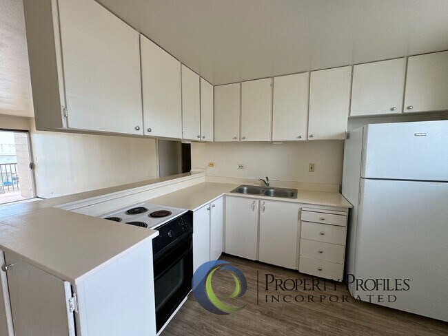 Pearlridge Terraces - 2 Bdrm, 1 Bath, 1 Pr... Unit 313 - Condo for Rent ...