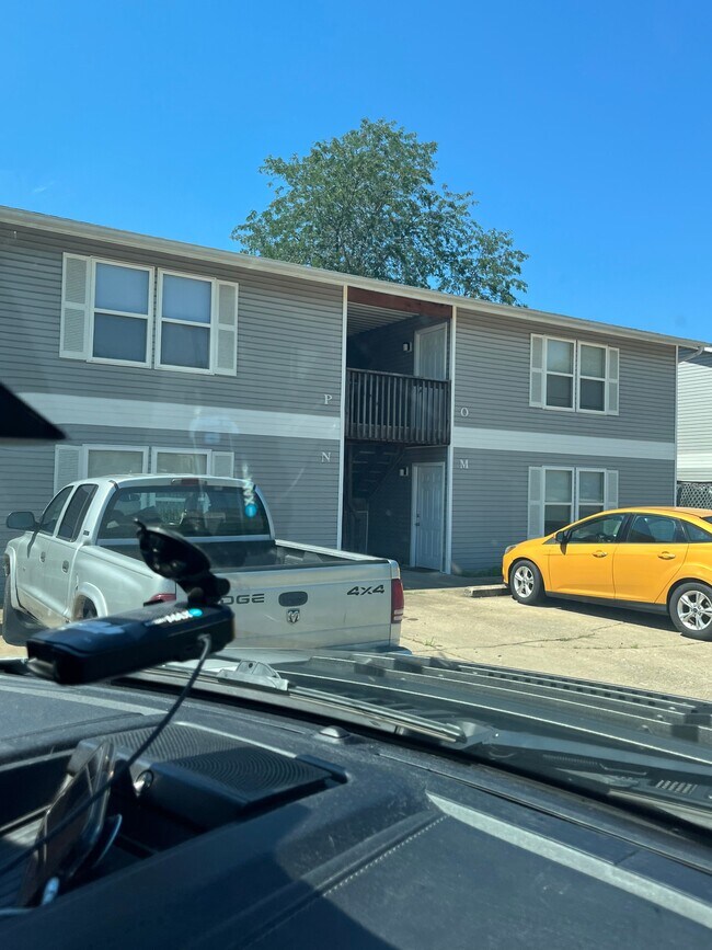 Pine View Apartments - Desloge, MO | ForRent.com
