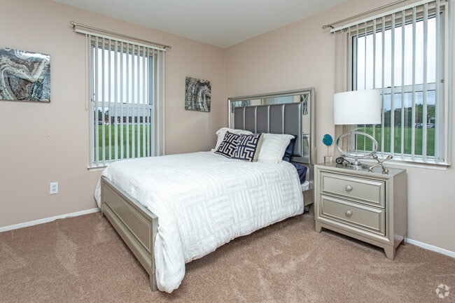 Clinton Place Apartments For Rent in Clinton Township, MI | ForRent.com