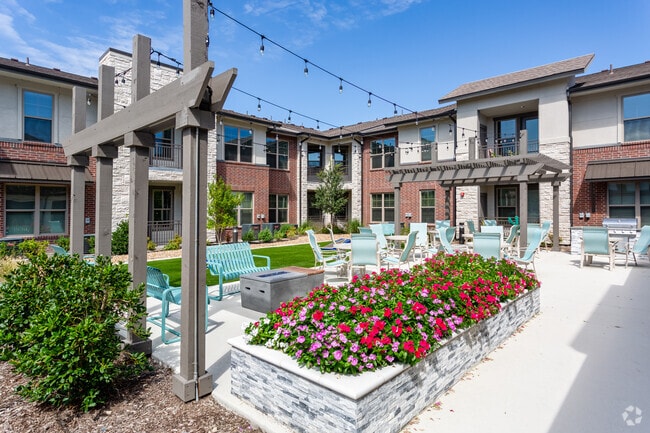 The Luxe at Rowlett 55+ Active Adult Apartments For Rent in Rowlett, TX ...