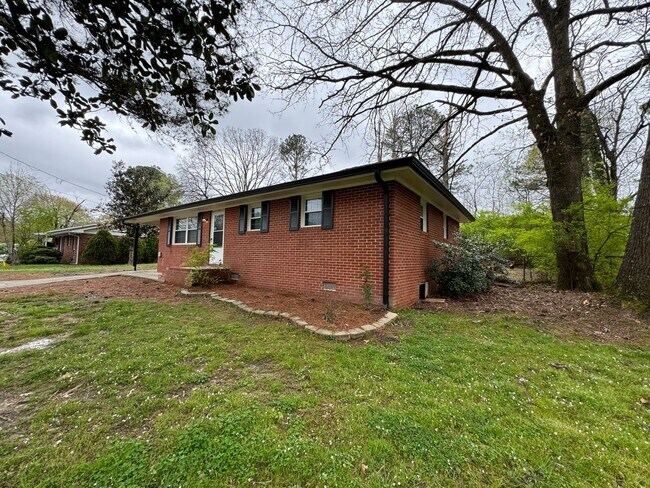 3/1 Brick House in West Rome $1,195 - House Rental in Rome, GA ...