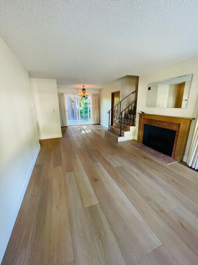 3 bedroom 2 bath home with huge bonus room... - House Rental in ...