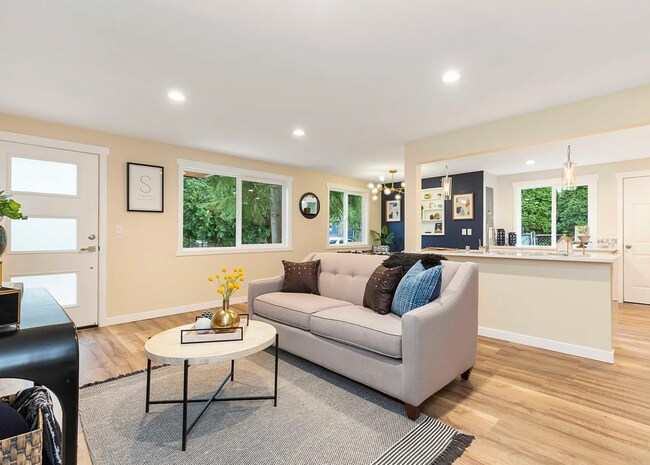 Stunningly remodeled single story home loc... - House Rental in Seattle ...