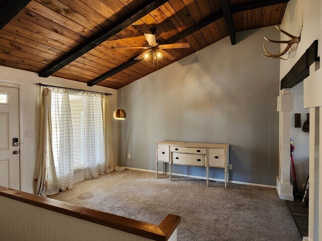 Westside Ranch w/Finished Basement - House Rental in Casper, WY ...